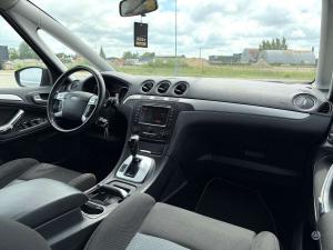 Black Ford S-Max 2012 in Taurage, with an engine capacity of 2.00 L and mileage of 299 thousand km for 4900 €, photo 16 on AUTOMOTO.COM.LV