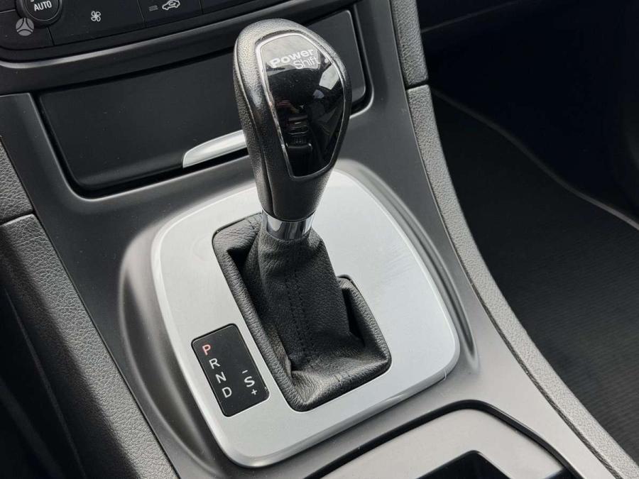 Black Ford S-Max 2012 in Taurage, with an engine capacity of 2.00 L and mileage of 299 thousand km for 4900 €, photo 23 on AUTOMOTO.COM.LV