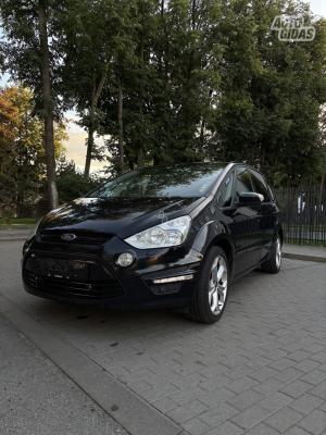 Melns Ford S-Max 2012 Kauņa, ar dzinēja tilpumu 2.00 L un nobraukumu 281 tūkst. km par 3700 €, foto  vietnē AUTOMOTO.COM.LV
