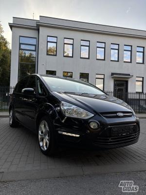 Melns Ford S-Max 2012 Kauņa, ar dzinēja tilpumu 2.00 L un nobraukumu 281 tūkst. km par 3700 €, foto 3 vietnē AUTOMOTO.COM.LV