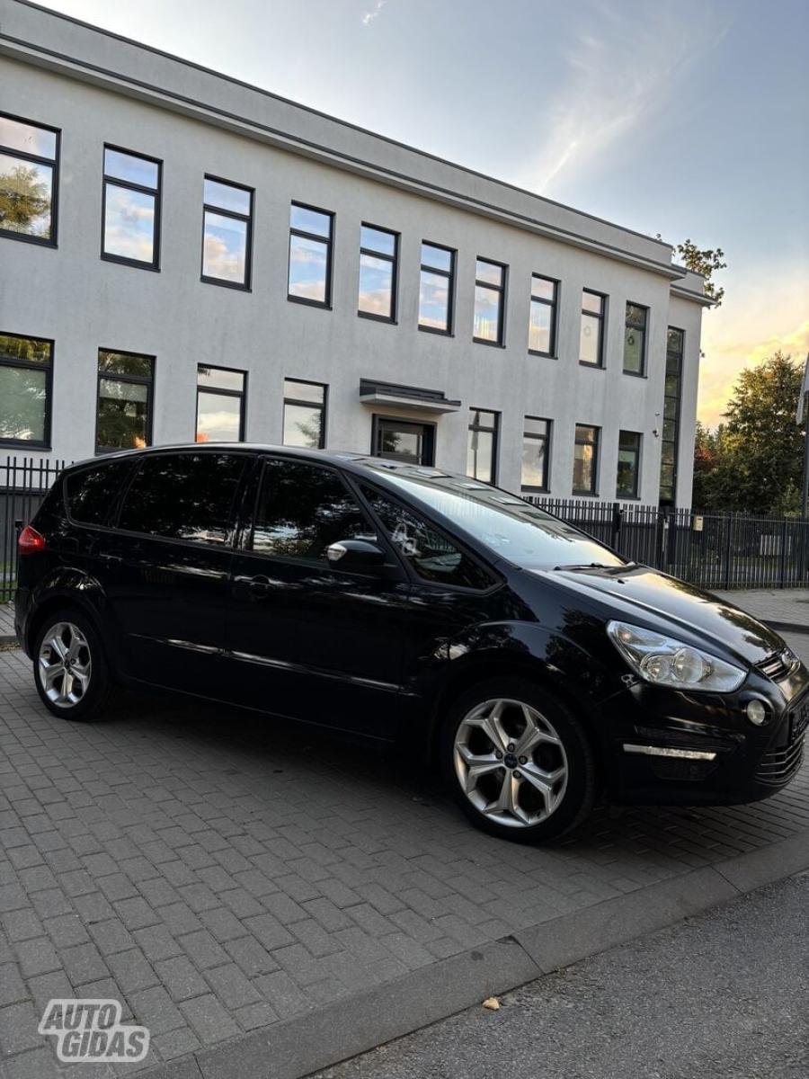 Melns Ford S-Max 2012 Kauņa, ar dzinēja tilpumu 2.00 L un nobraukumu 281 tūkst. km par 3700 €, foto 4 vietnē AUTOMOTO.COM.LV