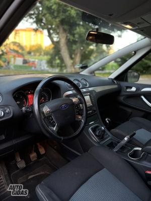 Melns Ford S-Max 2012 Kauņa, ar dzinēja tilpumu 2.00 L un nobraukumu 281 tūkst. km par 3700 €, foto 10 vietnē AUTOMOTO.COM.LV