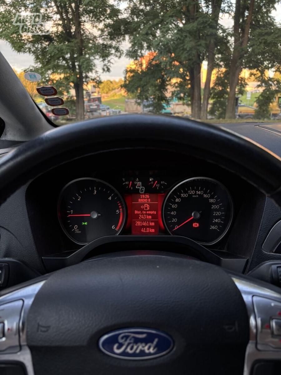 Melns Ford S-Max 2012 Kauņa, ar dzinēja tilpumu 2.00 L un nobraukumu 281 tūkst. km par 3700 €, foto 13 vietnē AUTOMOTO.COM.LV