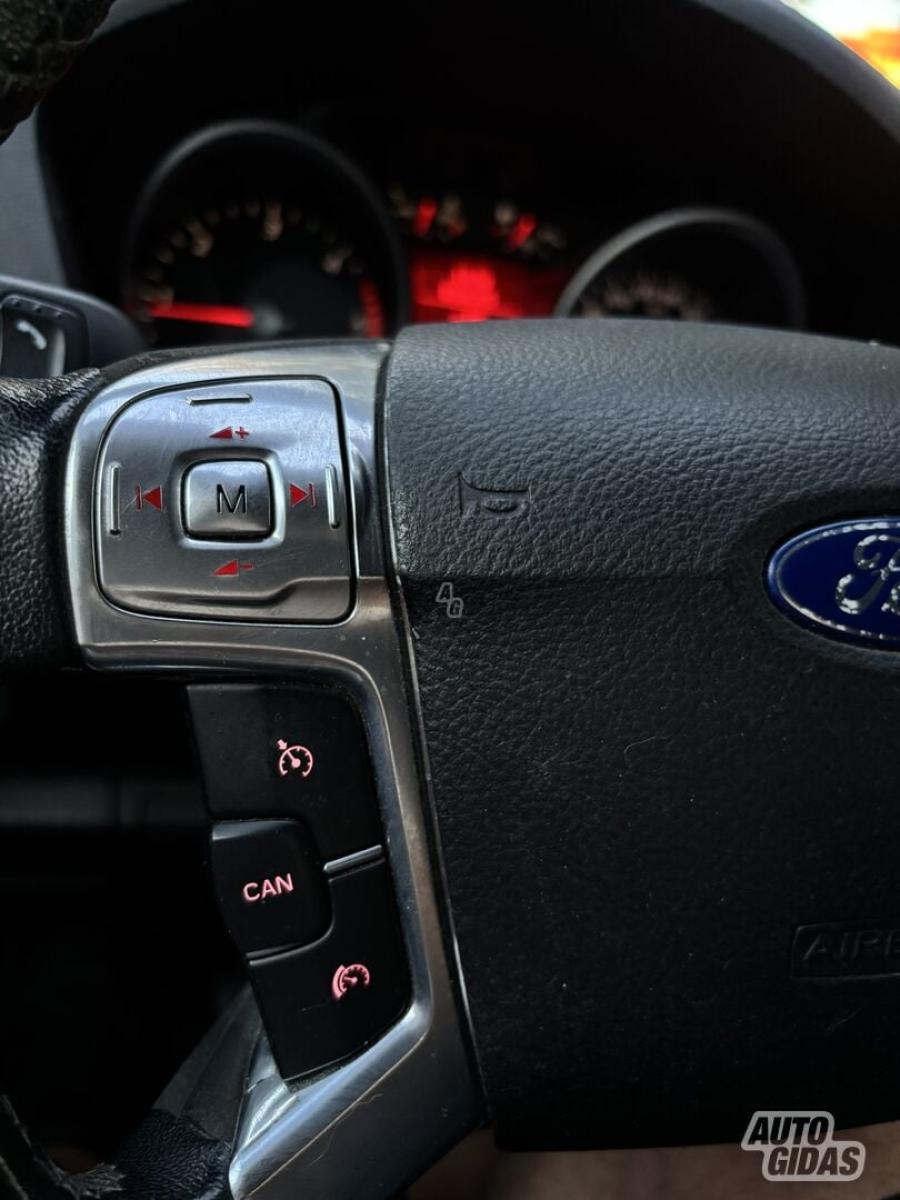Melns Ford S-Max 2012 Kauņa, ar dzinēja tilpumu 2.00 L un nobraukumu 281 tūkst. km par 3700 €, foto 22 vietnē AUTOMOTO.COM.LV
