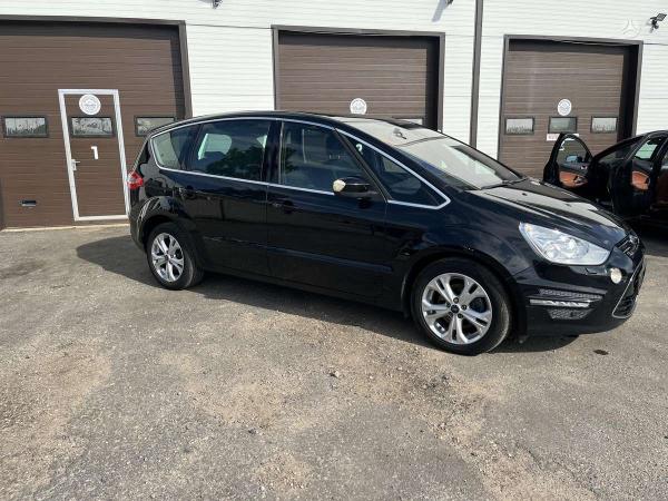 Black Ford S-Max 2012 in Utena, with an engine capacity of 2.00 L and mileage of 244 thousand km for 4850 €, photo 2 on AUTOMOTO.COM.LV