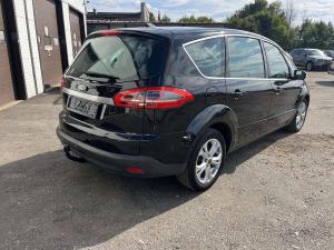 Black Ford S-Max 2012 in Utena, with an engine capacity of 2.00 L and mileage of 244 thousand km for 4850 €, photo 5 on AUTOMOTO.COM.LV