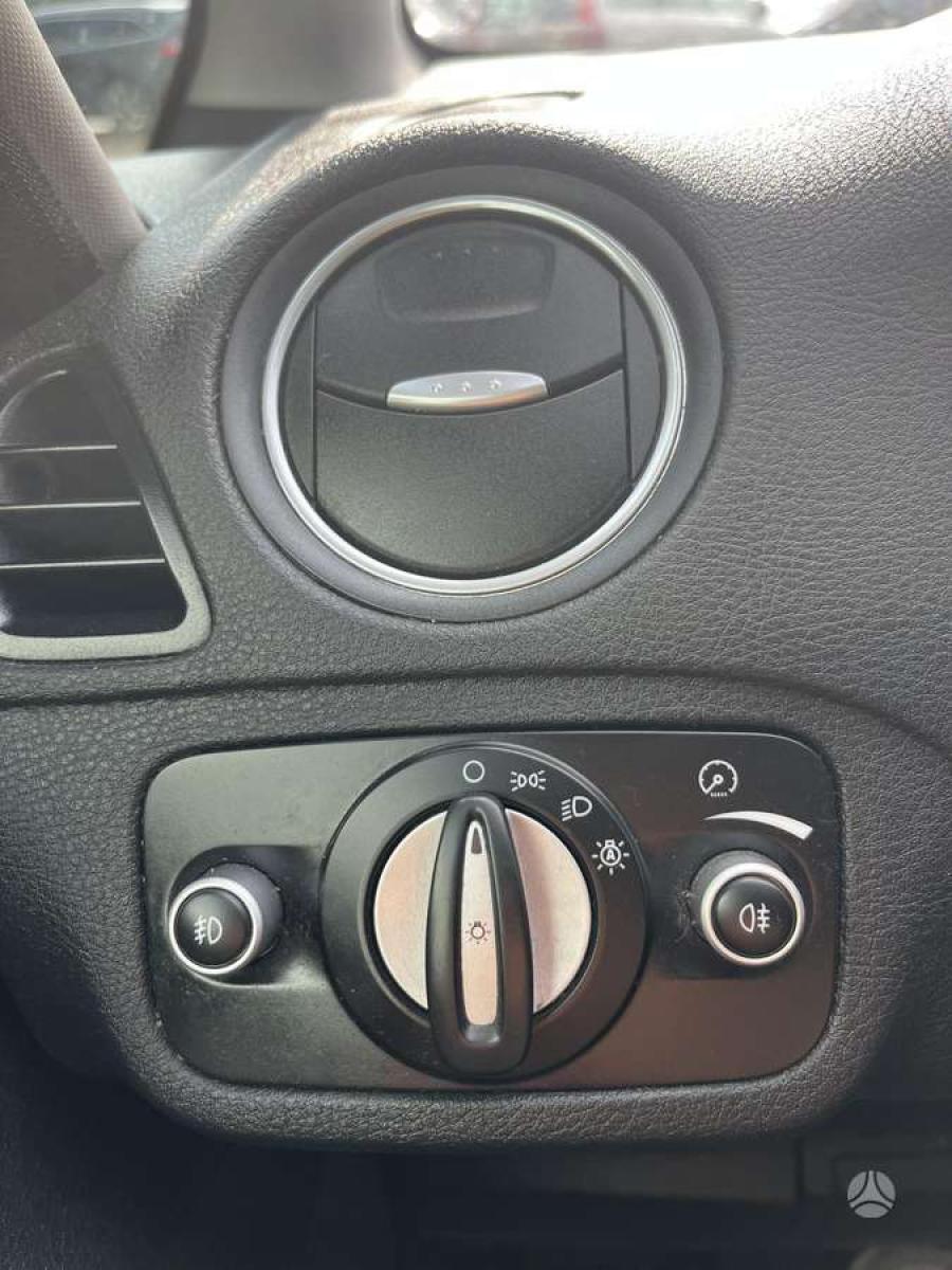 Black Ford S-Max 2012 in Utena, with an engine capacity of 2.00 L and mileage of 244 thousand km for 4850 €, photo 24 on AUTOMOTO.COM.LV