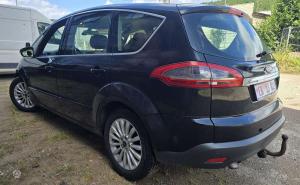 Melns Ford S-Max 2012 Kauņa, ar dzinēja tilpumu 2.00 L un nobraukumu 341 tūkst. km par 3200 €, foto 7 vietnē AUTOMOTO.COM.LV