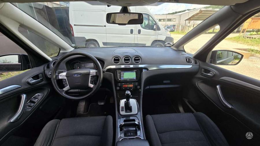 Melns Ford S-Max 2012 Kauņa, ar dzinēja tilpumu 2.00 L un nobraukumu 341 tūkst. km par 3200 €, foto 10 vietnē AUTOMOTO.COM.LV