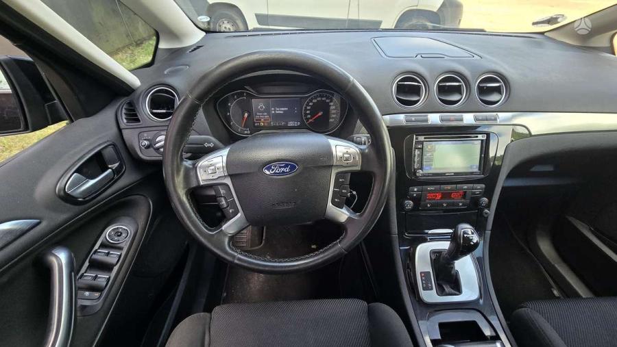 Melns Ford S-Max 2012 Kauņa, ar dzinēja tilpumu 2.00 L un nobraukumu 341 tūkst. km par 3200 €, foto 11 vietnē AUTOMOTO.COM.LV