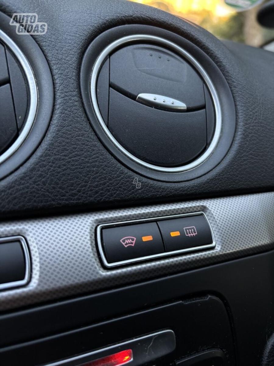 Melns Ford S-Max 2012 Kauņa, ar dzinēja tilpumu 2.00 L un nobraukumu 281 tūkst. km par 3200 €, foto 20 vietnē AUTOMOTO.COM.LV