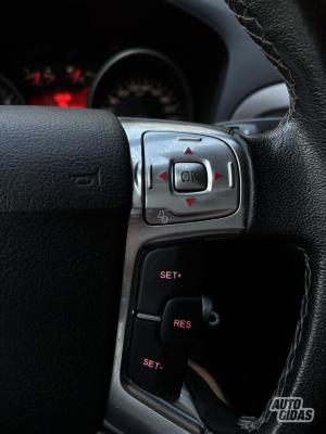 Melns Ford S-Max 2012 Kauņa, ar dzinēja tilpumu 2.00 L un nobraukumu 281 tūkst. km par 3200 €, foto 23 vietnē AUTOMOTO.COM.LV