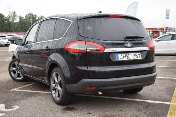 Black Ford S-Max 2012 in Vilnius, with an engine capacity of 2.00 L and mileage of 314 thousand km for 4600 €, photo 8 on AUTOMOTO.COM.LV