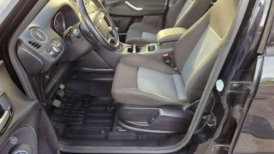 Melns Ford S-Max 2012 Rokiškis, ar dzinēja tilpumu 2.00 L un nobraukumu 310 tūkst. km par 4200 €, foto 14 vietnē AUTOMOTO.COM.LV