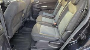 Melns Ford S-Max 2012 Rokiškis, ar dzinēja tilpumu 2.00 L un nobraukumu 310 tūkst. km par 4200 €, foto 21 vietnē AUTOMOTO.COM.LV