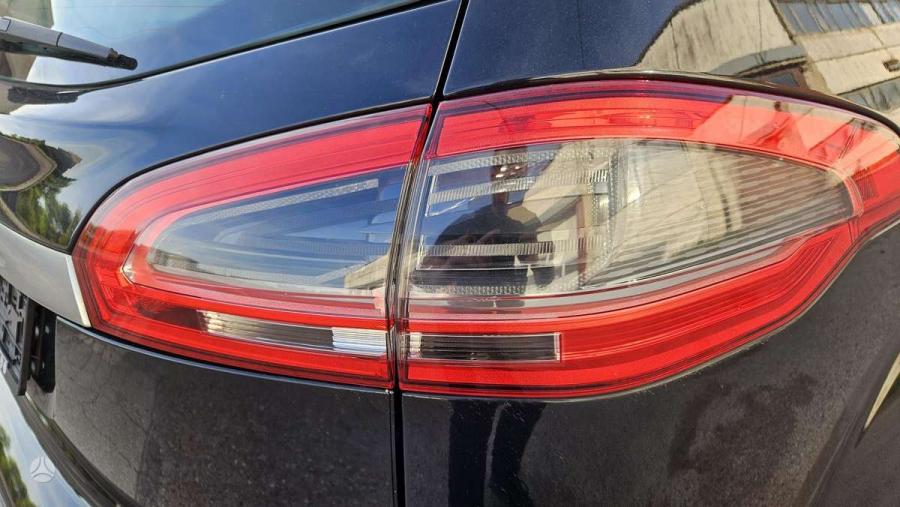 Melns Ford S-Max 2012 Rokiškis, ar dzinēja tilpumu 2.00 L un nobraukumu 310 tūkst. km par 4200 €, foto 22 vietnē AUTOMOTO.COM.LV