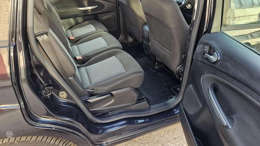 Melns Ford S-Max 2012 Rokiškis, ar dzinēja tilpumu 2.00 L un nobraukumu 310 tūkst. km par 4200 €, foto 23 vietnē AUTOMOTO.COM.LV
