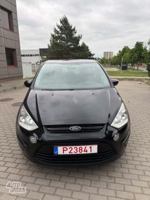 Black Ford S-Max 2012 in Mazeikiai, with an engine capacity of 2.00 L and mileage of 268 thousand km for 4350 €, photo 4 on AUTOMOTO.COM.LV