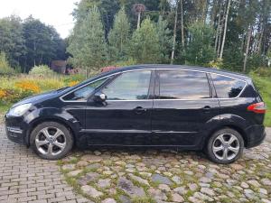 Melns Ford S-Max 2012 Viļņa, ar dzinēja tilpumu 2.00 L un nobraukumu 385 tūkst. km par 4900 €, foto  vietnē AUTOMOTO.COM.LV