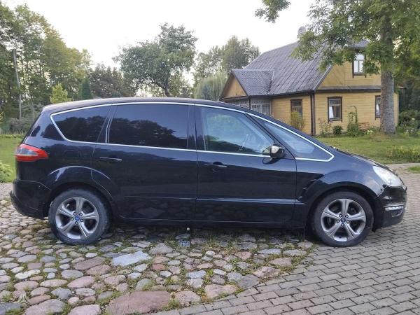 Melns Ford S-Max 2012 Viļņa, ar dzinēja tilpumu 2.00 L un nobraukumu 385 tūkst. km par 4900 €, foto 6 vietnē AUTOMOTO.COM.LV