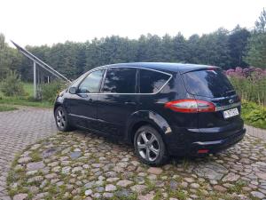 Black Ford S-Max 2012 in Vilnius, with an engine capacity of 2.00 L and mileage of 385 thousand km for 4900 €, photo 8 on AUTOMOTO.COM.LV
