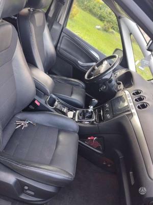 Black Ford S-Max 2012 in Vilnius, with an engine capacity of 2.00 L and mileage of 385 thousand km for 4900 €, photo 9 on AUTOMOTO.COM.LV