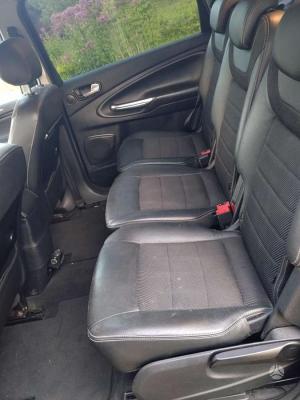 Black Ford S-Max 2012 in Vilnius, with an engine capacity of 2.00 L and mileage of 385 thousand km for 4900 €, photo 11 on AUTOMOTO.COM.LV