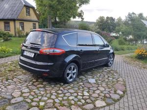 Black Ford S-Max 2012 in Vilnius, with an engine capacity of 2.00 L and mileage of 385 thousand km for 4900 €, photo 14 on AUTOMOTO.COM.LV