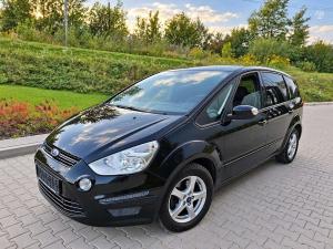 Black Ford S-Max 2012 in Vilnius, with an engine capacity of 2.00 L and mileage of 245 thousand km for 5250 €, photo 4 on AUTOMOTO.COM.LV
