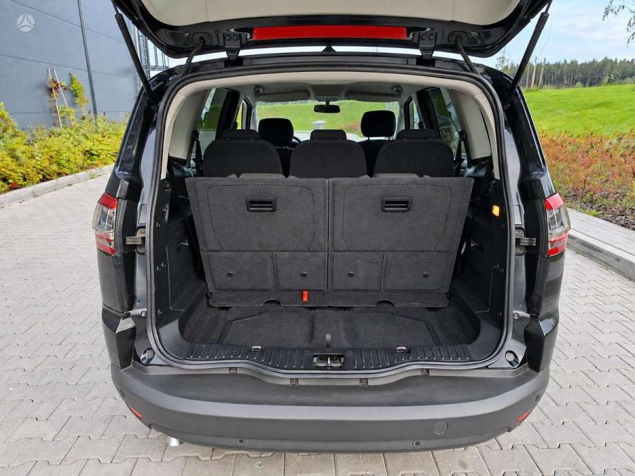 Black Ford S-Max 2012 in Vilnius, with an engine capacity of 2.00 L and mileage of 245 thousand km for 5250 €, photo 15 on AUTOMOTO.COM.LV
