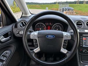 Black Ford S-Max 2012 in Vilnius, with an engine capacity of 2.00 L and mileage of 245 thousand km for 5250 €, photo 16 on AUTOMOTO.COM.LV