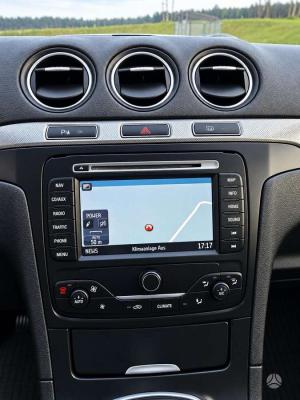 Black Ford S-Max 2012 in Vilnius, with an engine capacity of 2.00 L and mileage of 245 thousand km for 5250 €, photo 19 on AUTOMOTO.COM.LV