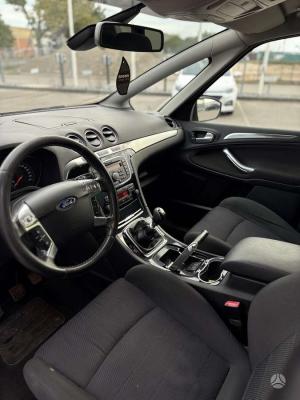 Melns Ford S-Max 2012 Kauņa, ar dzinēja tilpumu 2.00 L un nobraukumu 312 tūkst. km par 3900 €, foto 11 vietnē AUTOMOTO.COM.LV