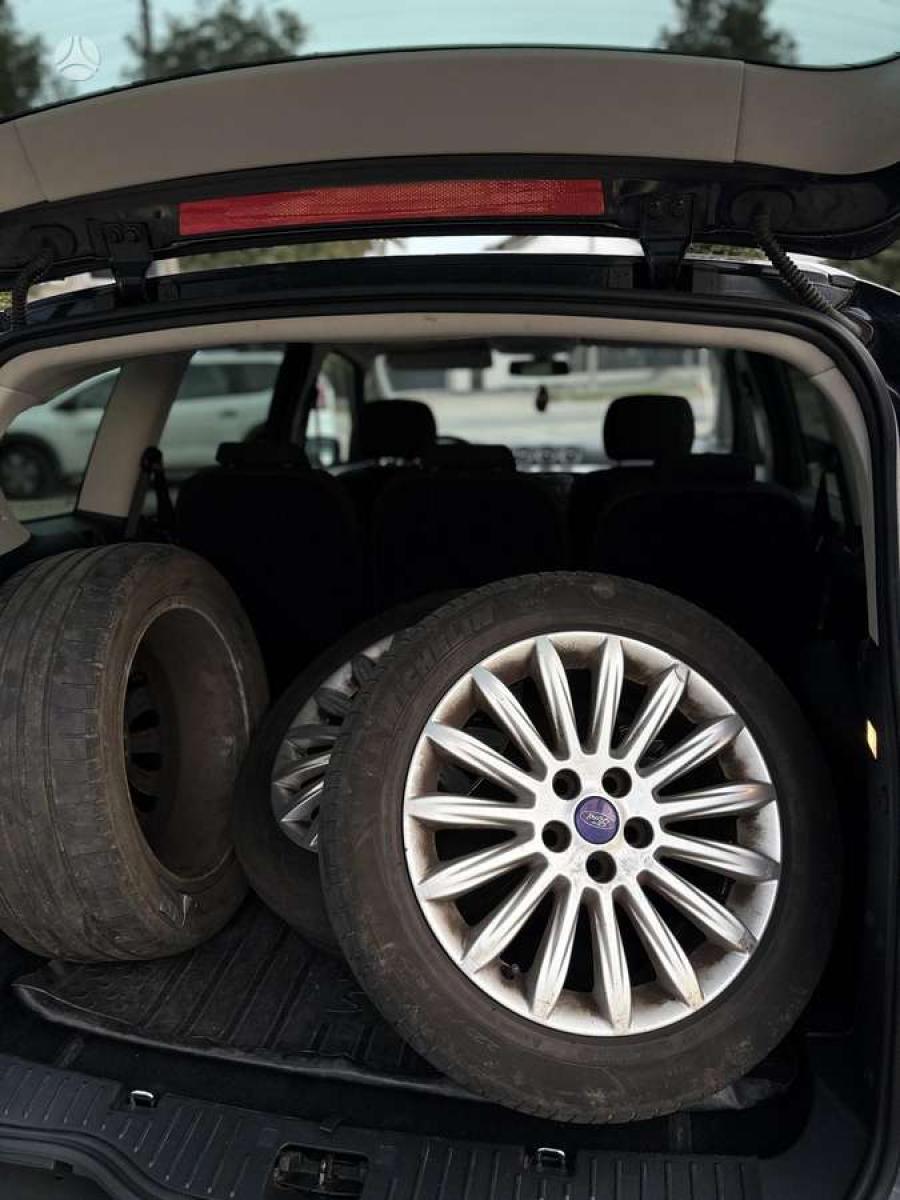 Melns Ford S-Max 2012 Kauņa, ar dzinēja tilpumu 2.00 L un nobraukumu 312 tūkst. km par 3900 €, foto 13 vietnē AUTOMOTO.COM.LV