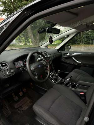 Melns Ford S-Max 2012 Kauņa, ar dzinēja tilpumu 2.00 L un nobraukumu 312 tūkst. km par 3900 €, foto 24 vietnē AUTOMOTO.COM.LV