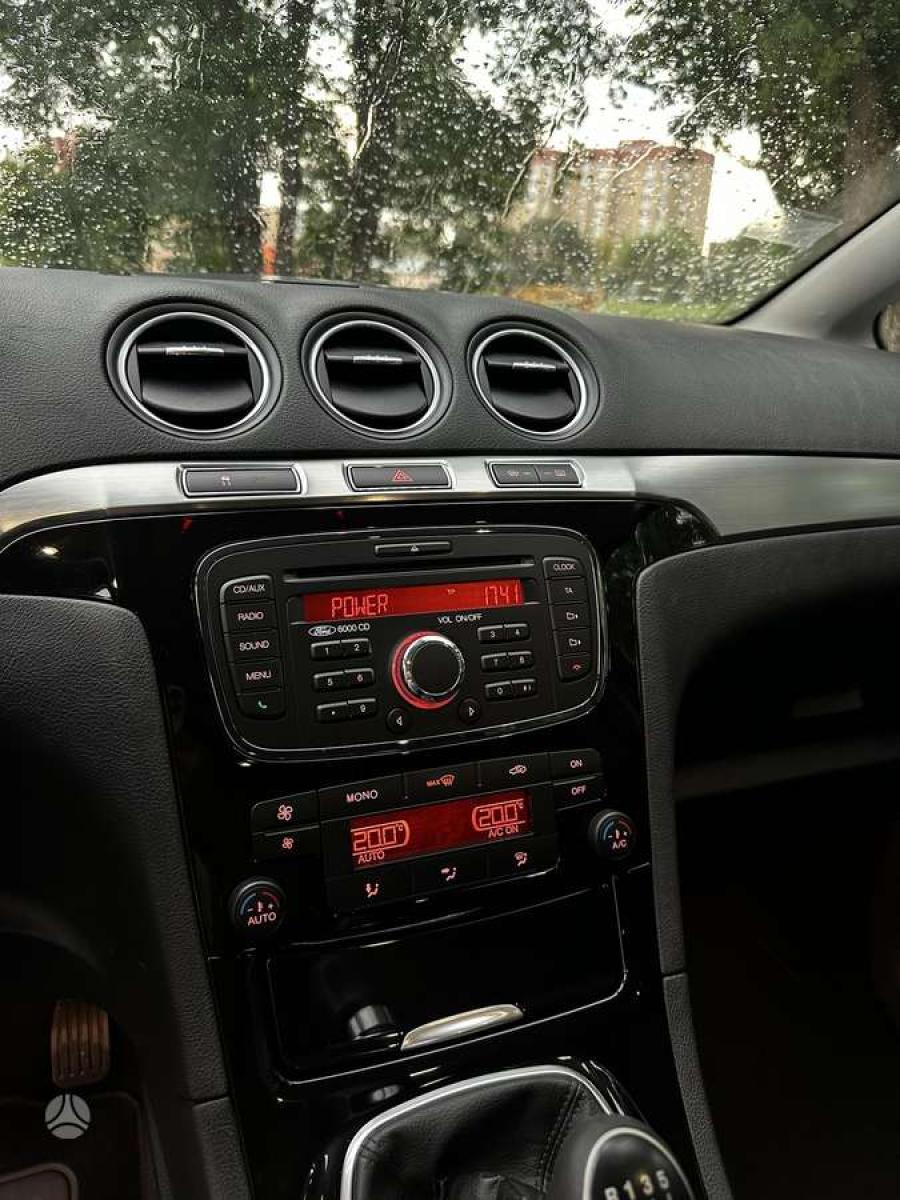 Melns Ford S-Max 2012 Kauņa, ar dzinēja tilpumu 2.00 L un nobraukumu 312 tūkst. km par 3900 €, foto 25 vietnē AUTOMOTO.COM.LV