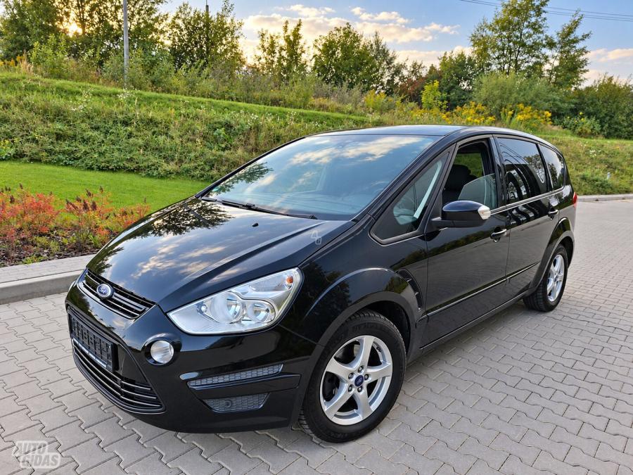 Black Ford S-Max 2012 in Vilnius, with an engine capacity of 2.00 L and mileage of 245 thousand km for 5250 €, photo 4 on AUTOMOTO.COM.LV