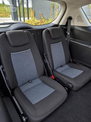 Black Ford S-Max 2012 in Vilnius, with an engine capacity of 2.00 L and mileage of 245 thousand km for 5250 €, photo 14 on AUTOMOTO.COM.LV