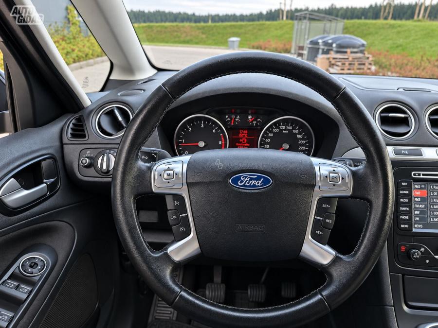Black Ford S-Max 2012 in Vilnius, with an engine capacity of 2.00 L and mileage of 245 thousand km for 5250 €, photo 16 on AUTOMOTO.COM.LV