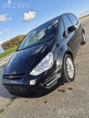 Melns Ford S-Max 2012 Rīga, ar dzinēja tilpumu 2.00 L un nobraukumu 276 tūkst. km par 4190 €, foto  vietnē AUTOMOTO.COM.LV