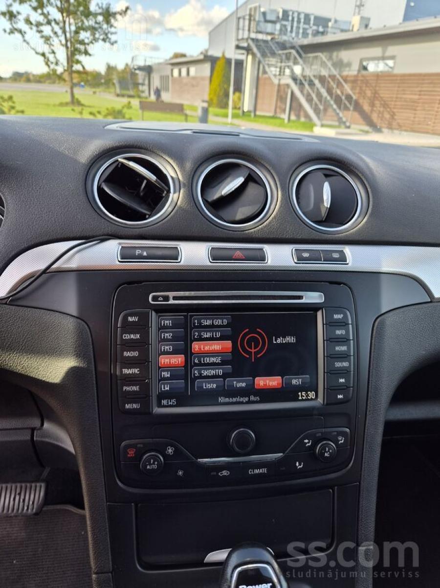 Black Ford S-Max 2012 in Riga, with an engine capacity of 2.00 L and mileage of 276 thousand km for 4190 €, photo 15 on AUTOMOTO.COM.LV