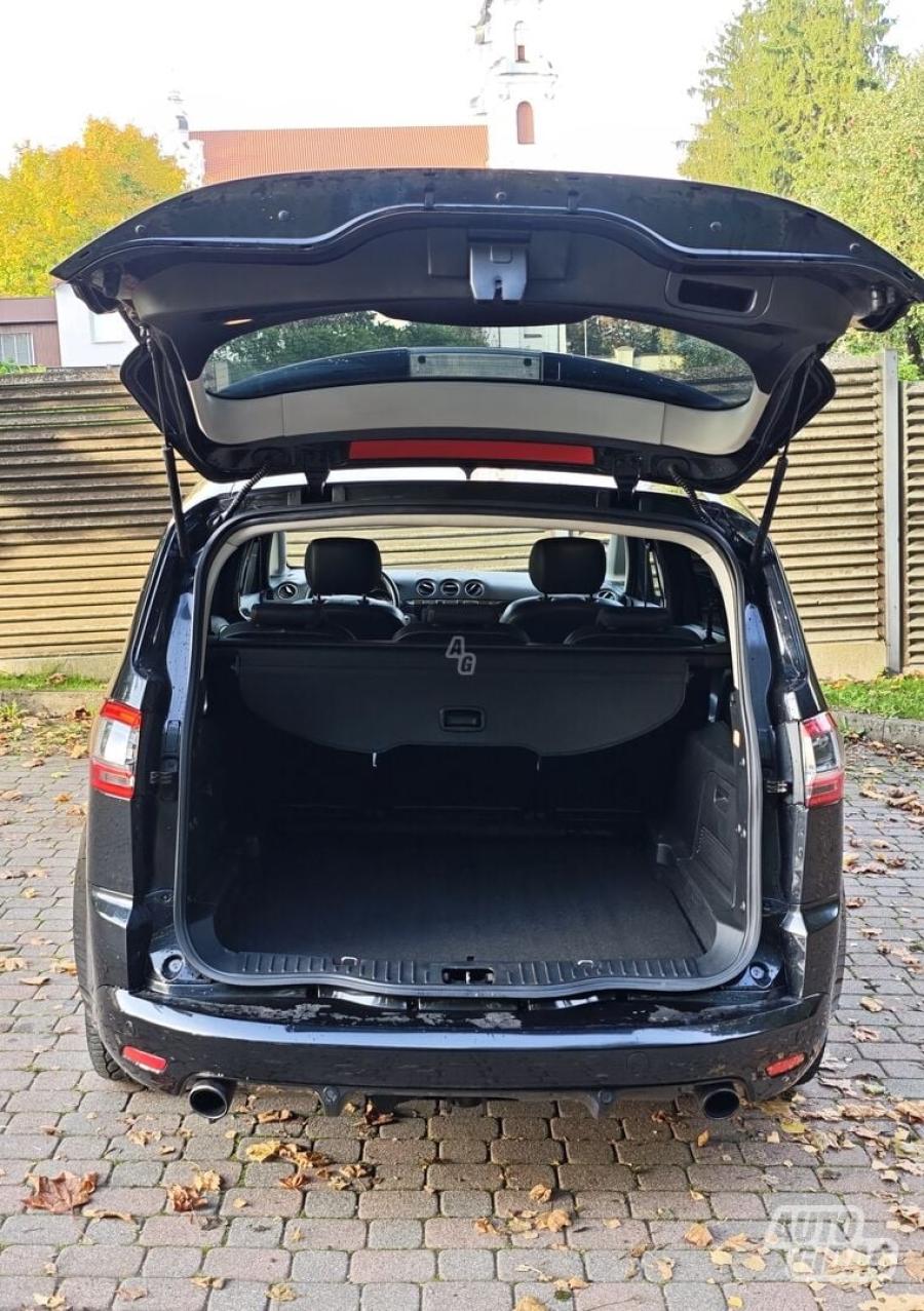 Black Ford S-Max 2012 in Vilnius, with an engine capacity of 2.20 L and mileage of 340 thousand km for 4000 €, photo 12 on AUTOMOTO.COM.LV