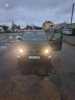 Melns Ford S-Max 2013 Panevēža, ar dzinēja tilpumu 2.00 L un nobraukumu 438 tūkst. km par 3799 €, foto 2 vietnē AUTOMOTO.COM.LV