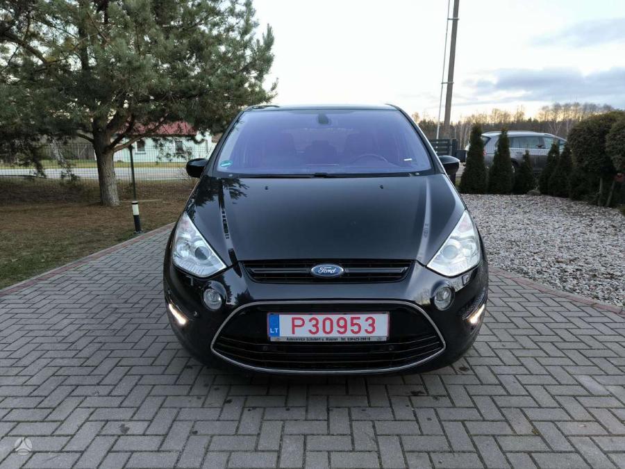 Black Ford S-Max 2013 in Druskininkai, with an engine capacity of 2.20 L and mileage of 257 thousand km for 6490 €, photo 6 on AUTOMOTO.COM.LV