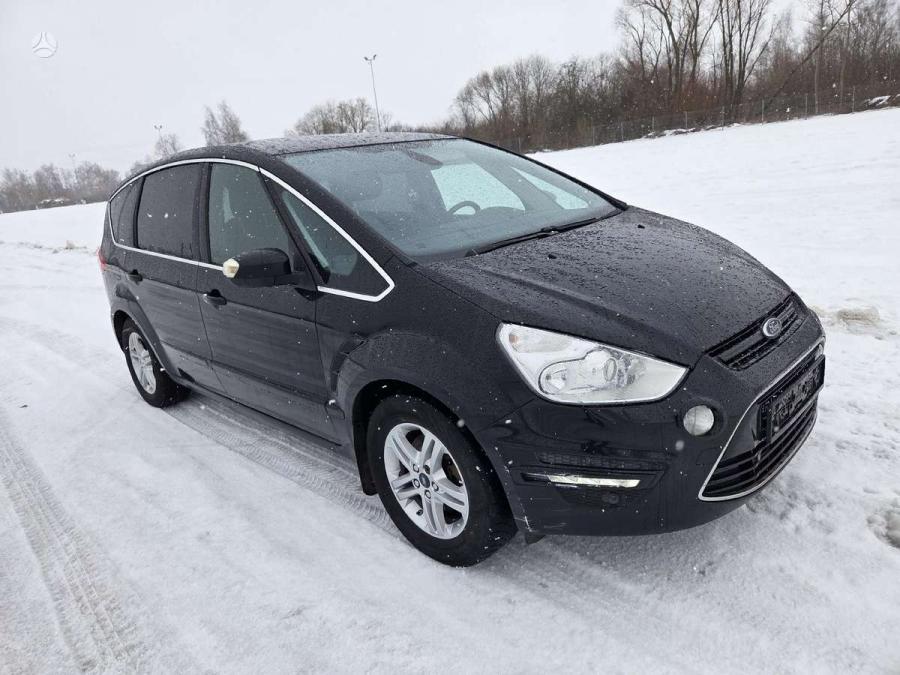 Melns Ford S-Max 2013 Marijampole, ar dzinēja tilpumu 1.60 L un nobraukumu 269 tūkst. km par 3850 €, foto 3 vietnē AUTOMOTO.COM.LV