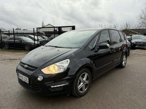Melns Ford S-Max 2013 Viļņa, ar dzinēja tilpumu 2.00 L un nobraukumu 378 tūkst. km par 2999 €, foto 1 vietnē AUTOMOTO.COM.LV