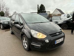 Black Ford S-Max 2013 in Vilnius, with an engine capacity of 2.00 L and mileage of 378 thousand km for 2999 €, photo 2 on AUTOMOTO.COM.LV