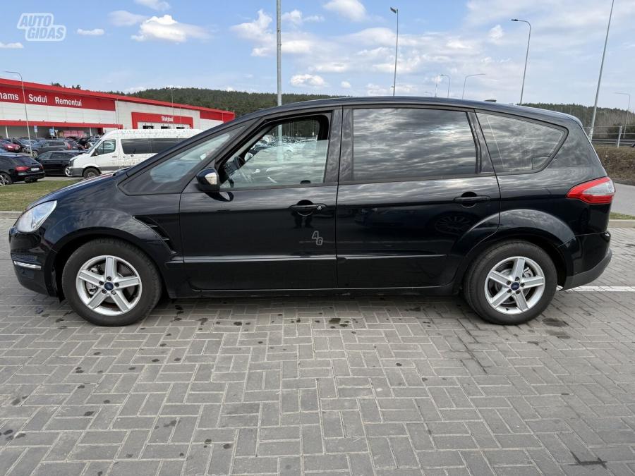 Melns Ford S-Max 2013 Viļņa, ar dzinēja tilpumu 2.00 L un nobraukumu 378 tūkst. km par 3950 €, foto 7 vietnē AUTOMOTO.COM.LV