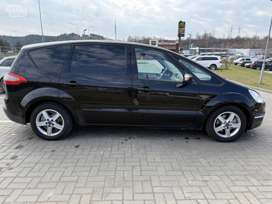 Melns Ford S-Max 2013 Viļņa, ar dzinēja tilpumu 2.00 L un nobraukumu 378 tūkst. km par 3950 €, foto 8 vietnē AUTOMOTO.COM.LV
