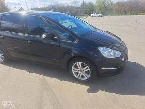 Black Ford S-Max 2013 in Panevezys, with an engine capacity of 2.00 L and mileage of 440 thousand km for 3350 €, photo  on AUTOMOTO.COM.LV